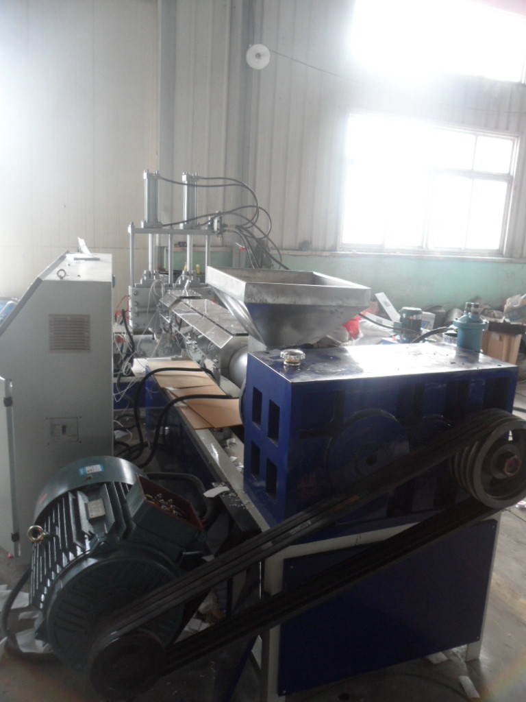 Mother / Baby Bottle Flakes Recycled Pellet Plastic Extrusion Machine ...
